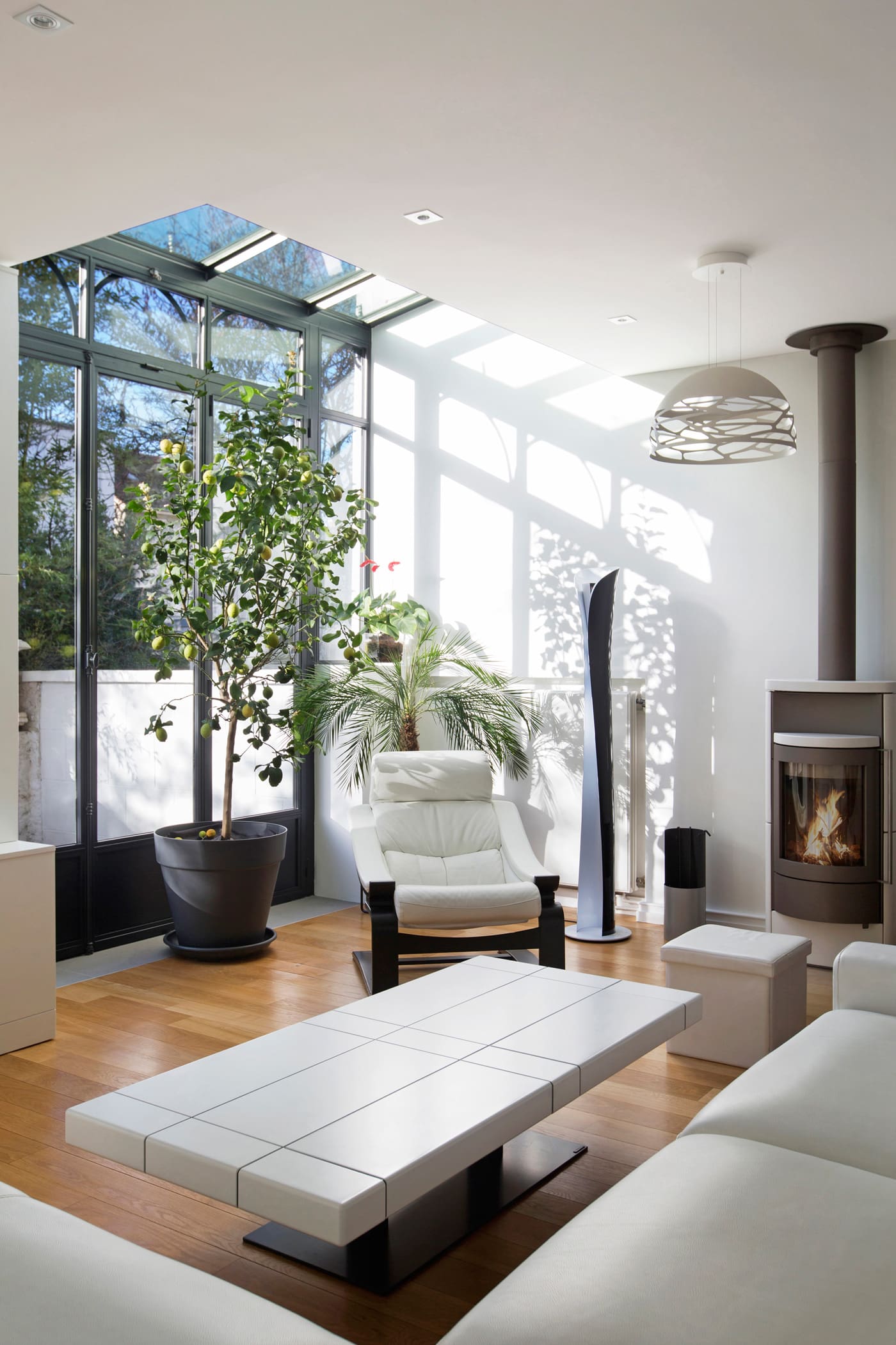 Bow Window: let the sun shine in... | Residences Decoration Magazine