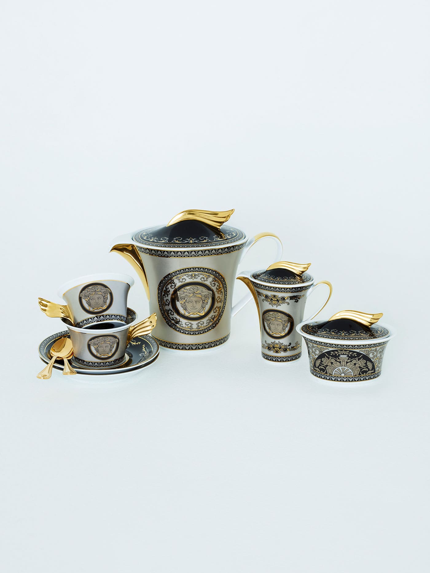 Rosenthal meets Versace | Residences Decoration Magazine
