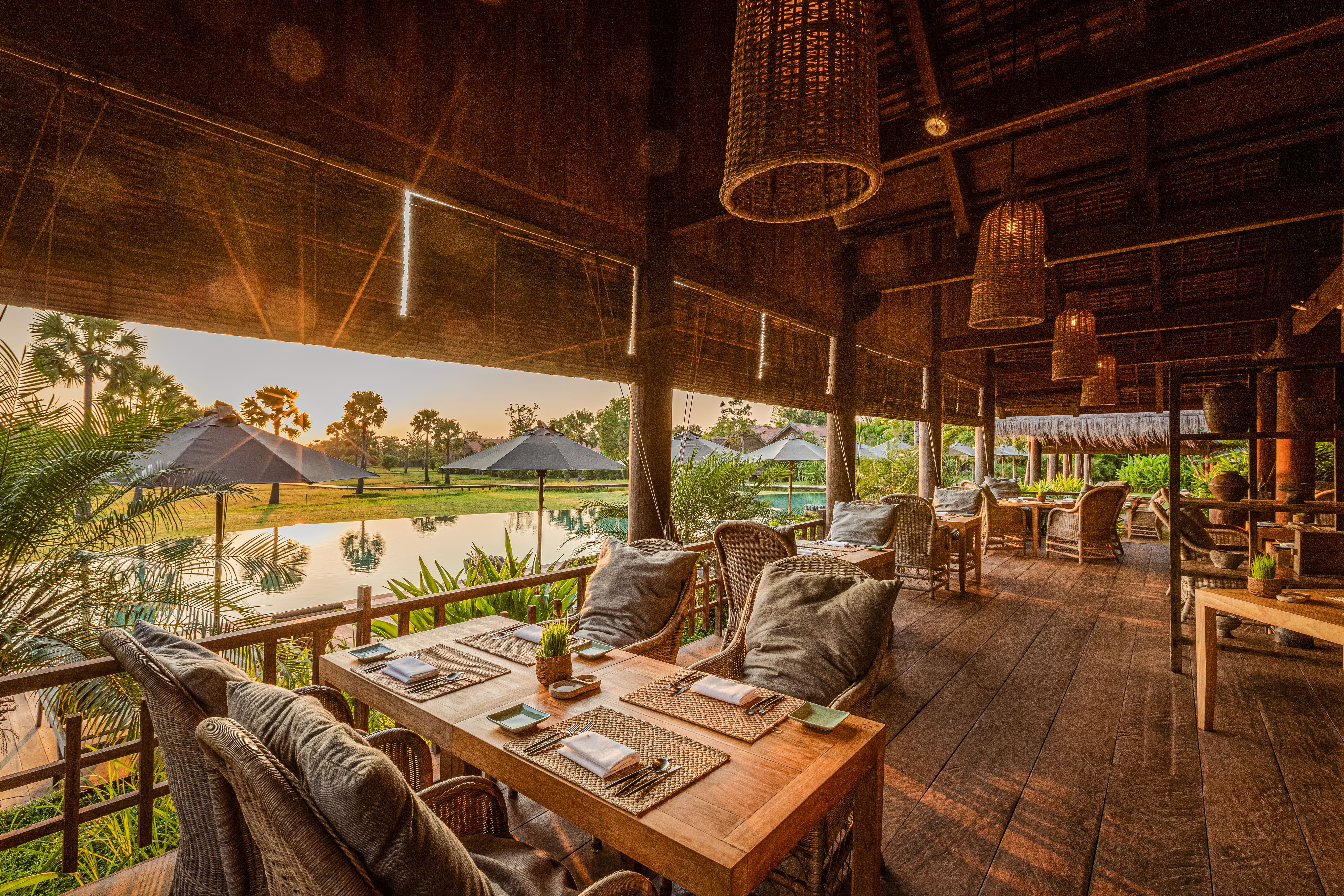 Phum Baitang par AW2 : et au milieu pousse une rizière | RD ...